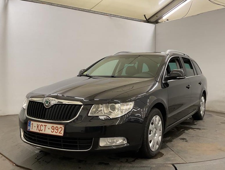 Auction: Skoda Superb 2012 | №6696997 | eCarsTrade
